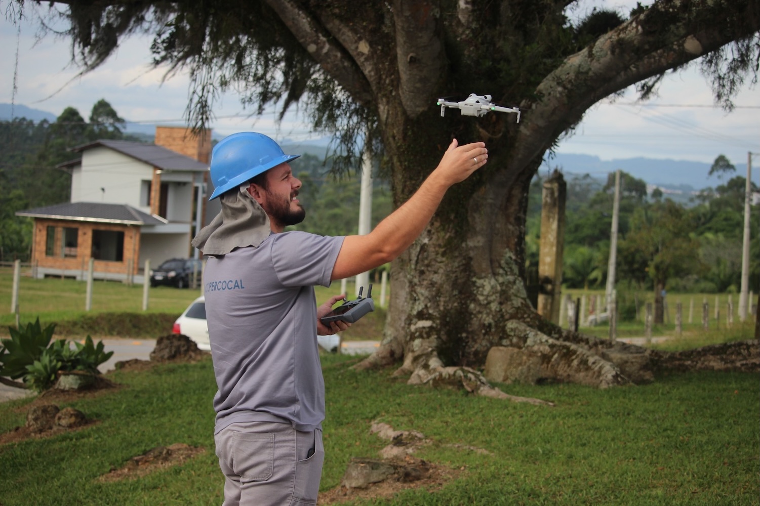 Tecnologia a favor do cooperado: Coopercocal adquire drone para ...